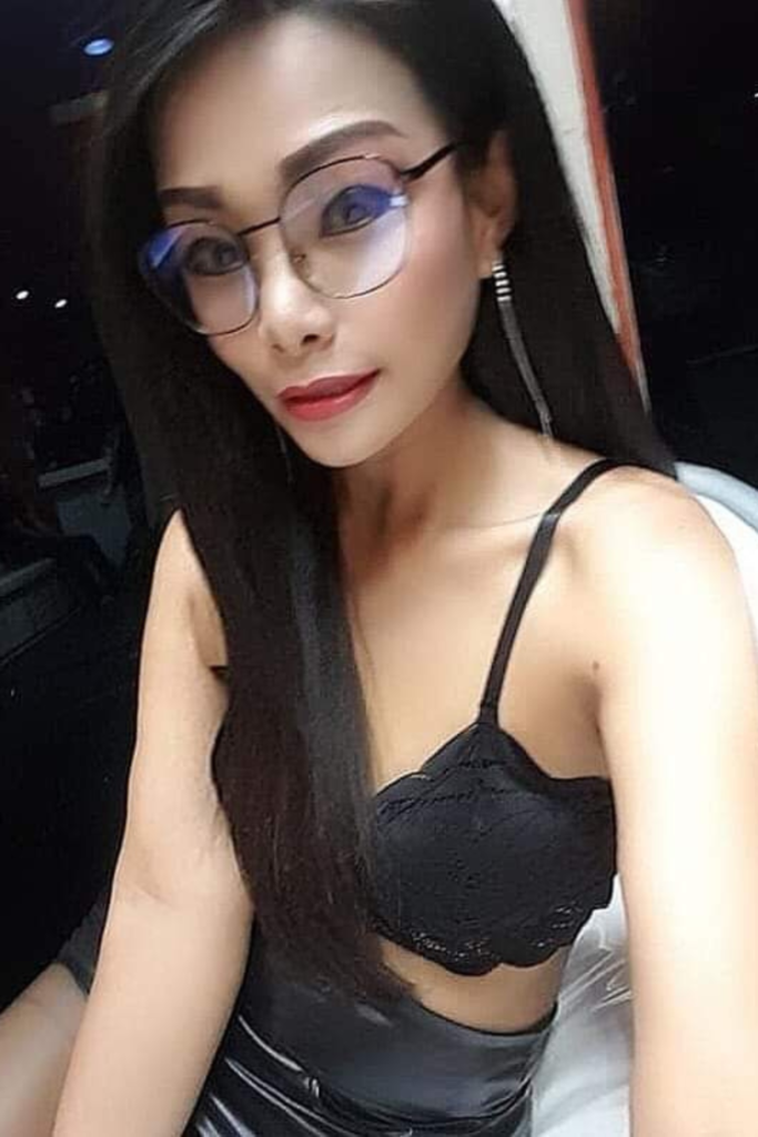 Wood Bar – Thailand Inner Circle